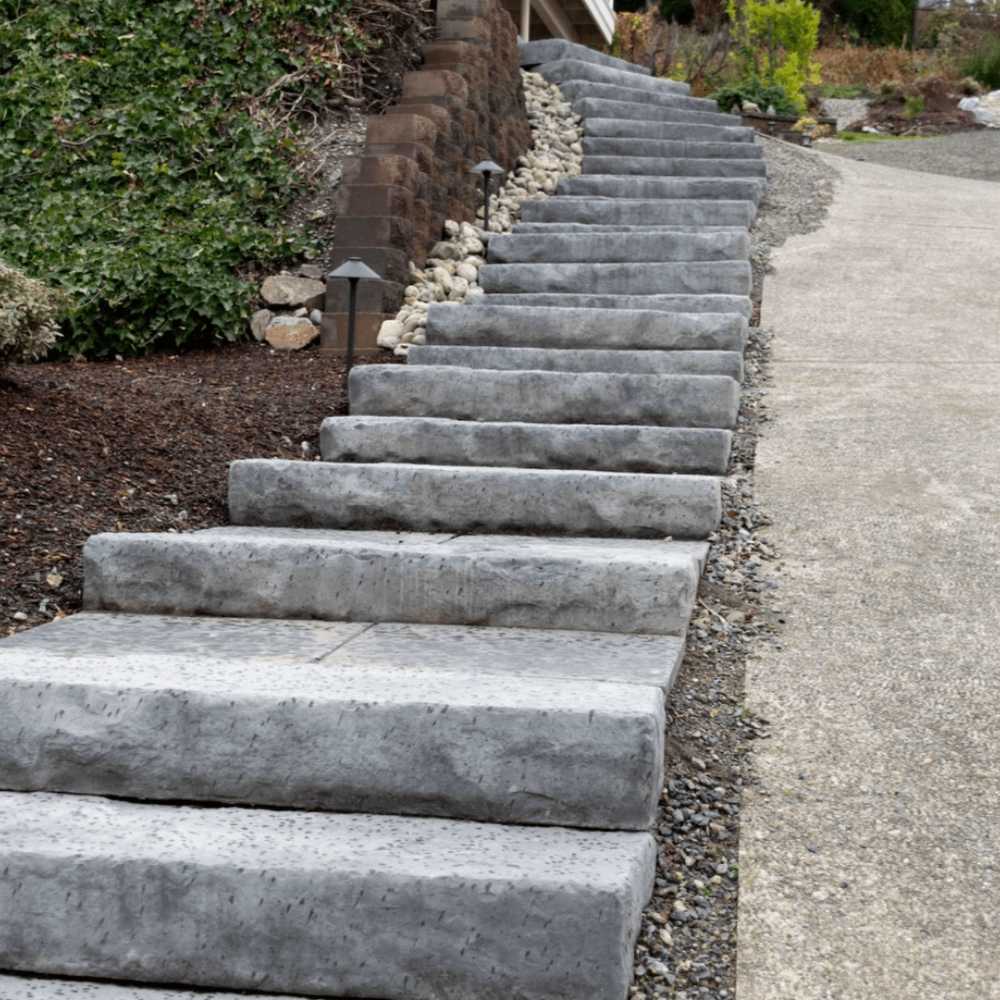 Curbs and Edgers | Lockstone Yard & Patio Centre